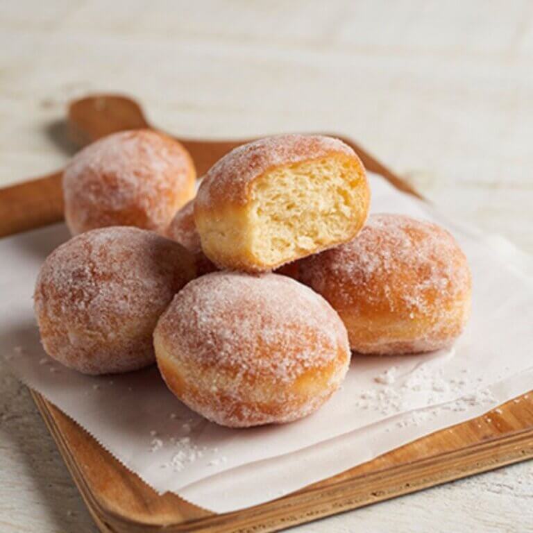 Sugar-Coated Mini Beignet | Gastronomia