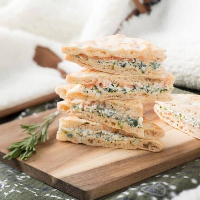 Deli Smoked Salmon Mini Sandwich - 2 Bites | Gastronomia